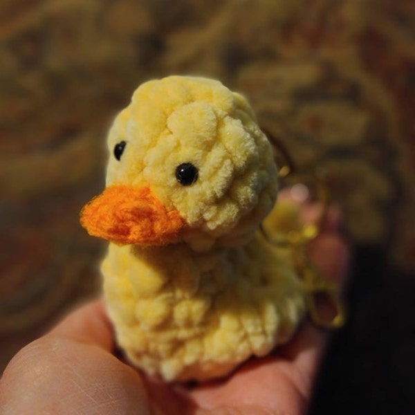 Pocket Duckling Crochet Pattern · Good Luck Duck Amigurumi Tutorial ...