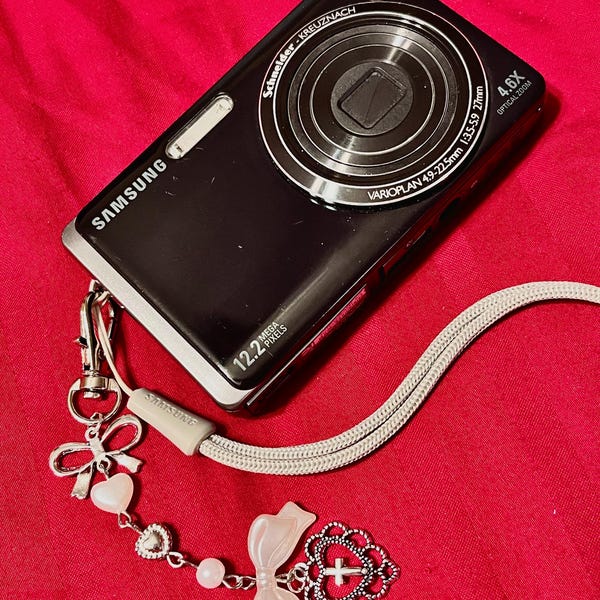 Pearly Coquette Elegant Handmade Aesthetic Keychain. White Ribbon ...