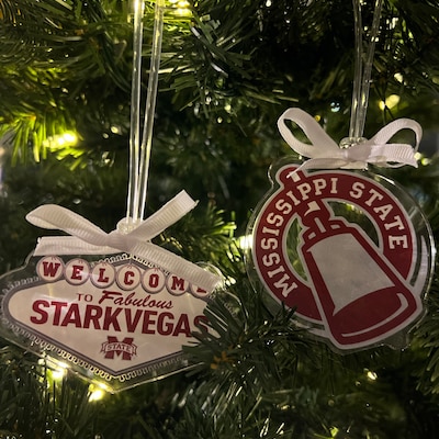 Iowa Hawkeyes Black & Gold Panoramic Kinnick Stadium Iowa Stripe Out ...