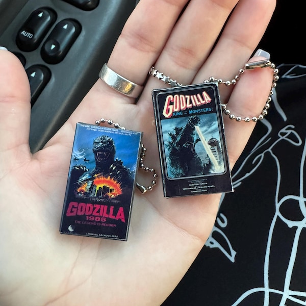 Scream VHS Keychain - Etsy