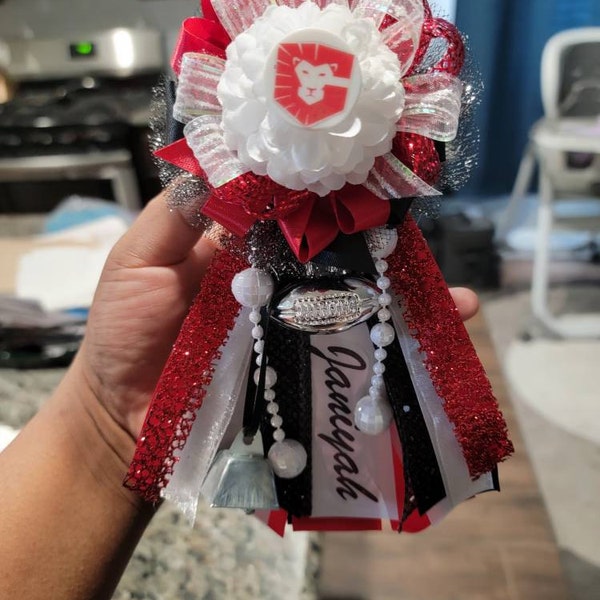 Small Blank 14 Inch Texas Mum Pin-on Corsage, Homecoming Mum, Event Mum ...