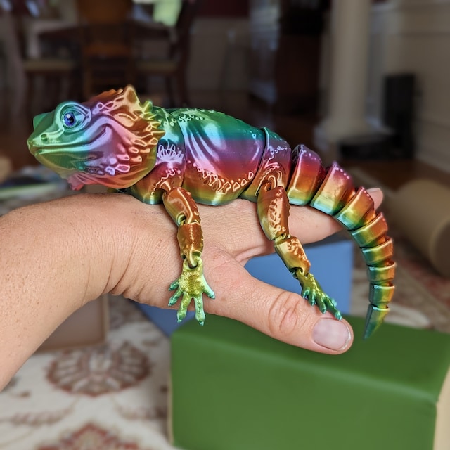 Small Dragon Figurines Bearded Dragon - 3D Printed Articulated Desktop ...