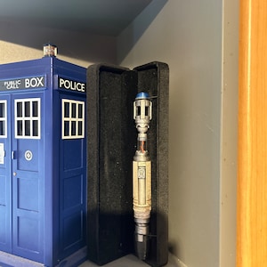 Ghostbusters Proton Pack Prop Replica Light up Display Frame. Emergency ...