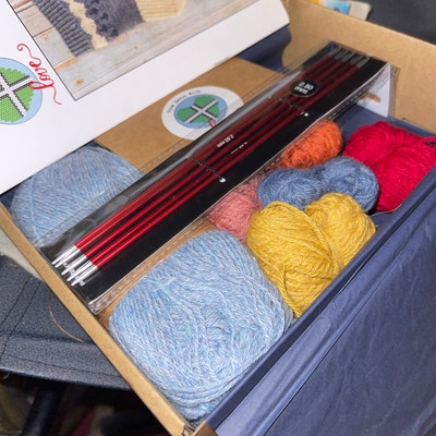 Rockin' Robin Sock PATTERN for Hand Knitted Socks Can Be Made in Sizes ...