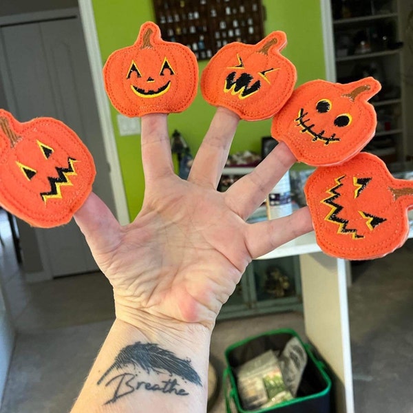 DIY-DIGITAL File ---- Pumpkin Finger Puppets Done in the Hoop, Fall ...
