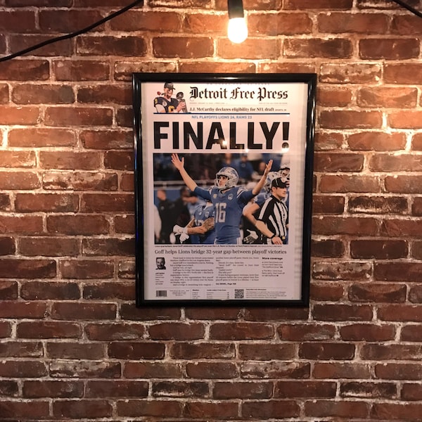 2023 Lebron James Breaks NBA All Time Scoring Record Framed Newspaper ...