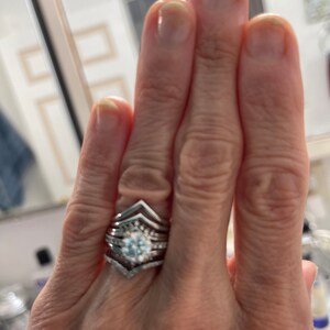 V-shaped 18k Yellow Gold Ring, Double Aesthetic V Ring, Curve Ring ...