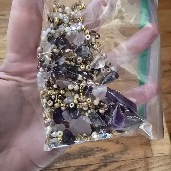 REUSABLE Crystal Themed Picky Pad! Use 30+ Times Fidget Toy, Skin ...