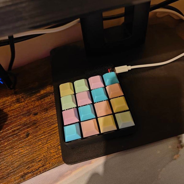 ZMK 16 Hotswap Mechanical Macropad -- (qmk/vial) Easily Programmable ...