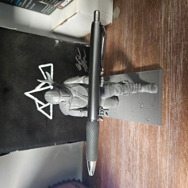 Mandalorian Pen Holder - Lightsaber Pen - Star Wars Desk Accessory ...
