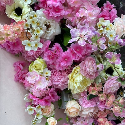 LUXE HEART SHAPE Frame, Wedding Heart Frame, White Roses Heart Frame - Etsy