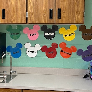 Preschool Kindergarten Classroom Mickey Minnie Mouse Days of the Week ...