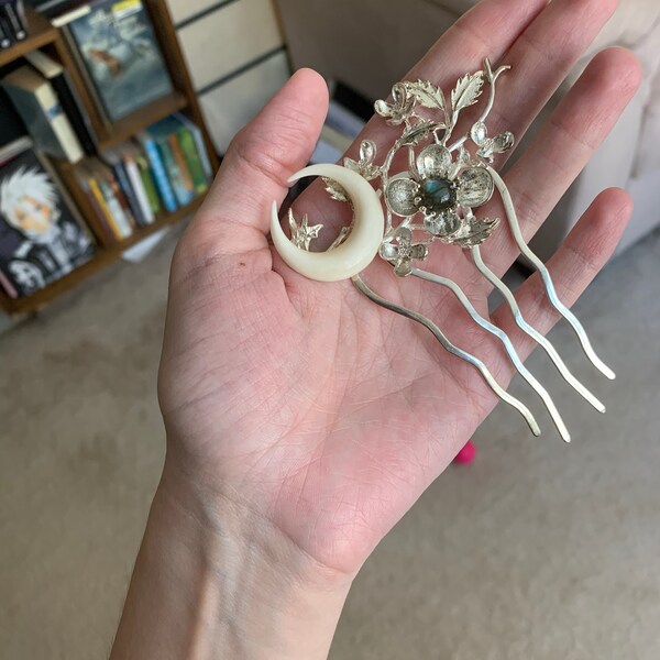 Gold Warrior Hair Pin - Gothic Sword, Dagger Hair Stick, Gemstone Hair ...