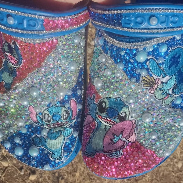 Descendants 4 Rise of Red Crocs - Etsy