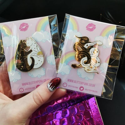 Black and White Snake Enamel Pin Gothic Pin Animal Pin Reptile Pin ...