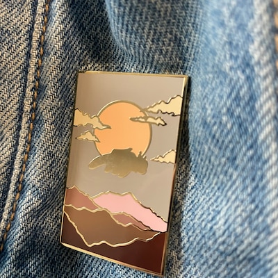 FROG PIN Wizard Frog Hard Enamel Pin - Etsy