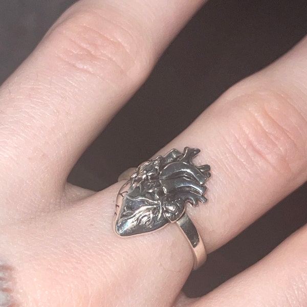 Sterling Silver Anatomical Heart Ring: Realistic Design - Etsy