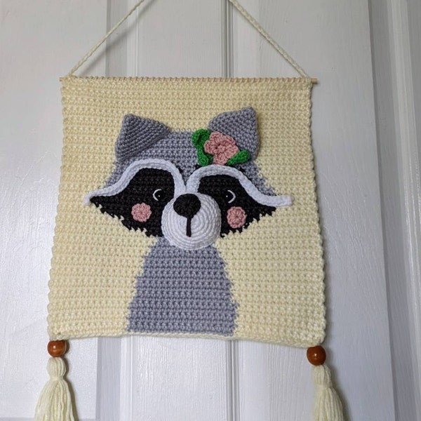 Crochet Raccoon Wall Hanging Pattern, Nursery Raccoon Wall Decor ...