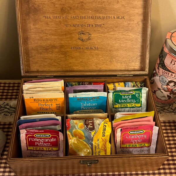 Personalized Engraved Map of the World Adventure Memory Box, Custom ...