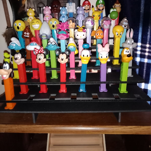 Aligned Rows 24" Wide PEZ Dispenser Display Shelf Stadium Style - Fits ...