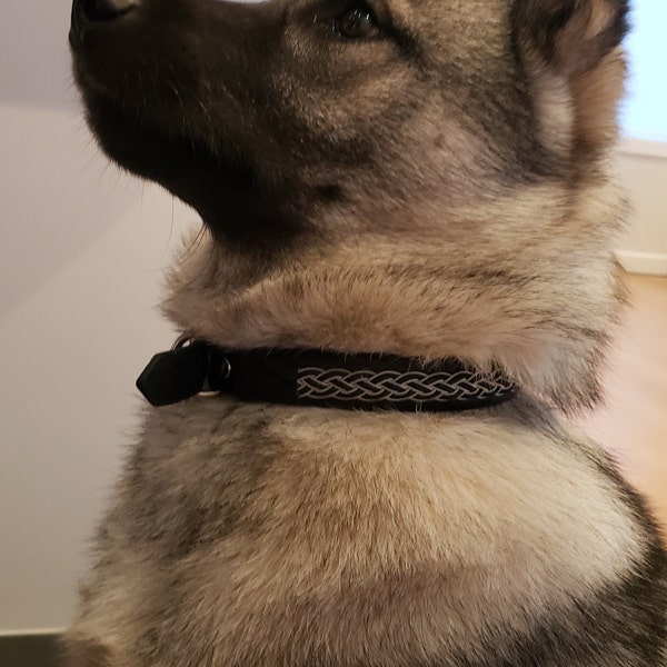 Swedish Sami Bracelet of Pewter Thread With 4 % Silver, and Reindeer ...