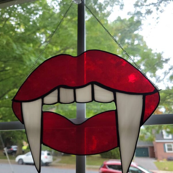 Stained Glass Vampire Lips, Halloween Stained Glass, Vintage Pink ...