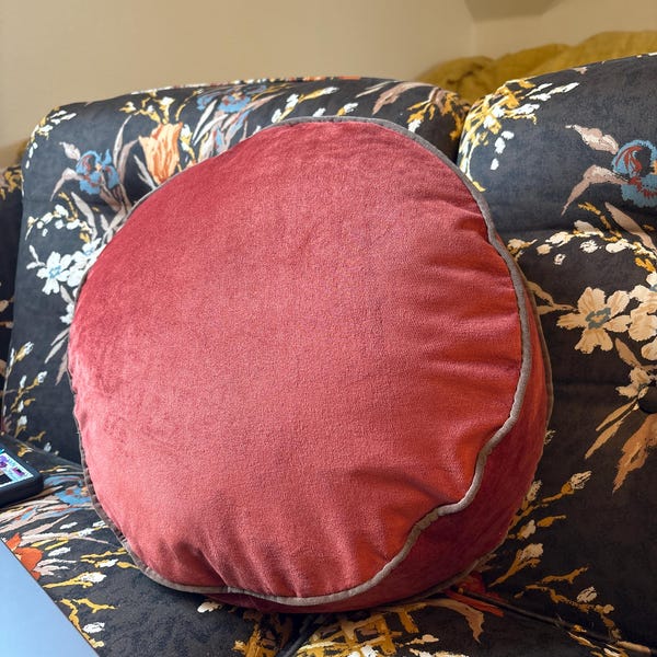 Round Pillows, 30 Color Pillows, Cover and Insert, Customizable Piping ...