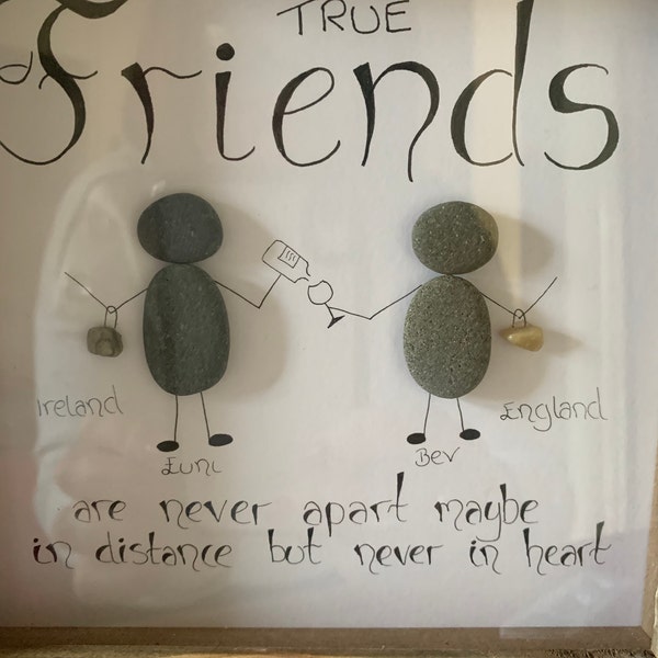 Personalised True Friends Pebble Art Frame. Friendship, Besties, Best ...