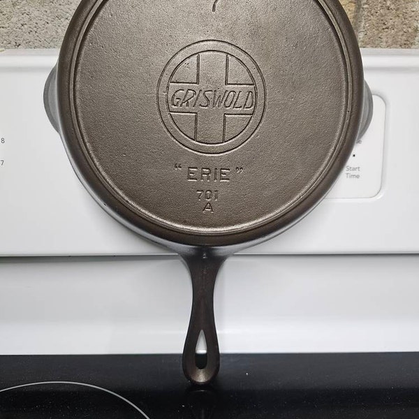 Miami Favorite Stove and Range No. 9 Cast Iron Skillet - Etsy