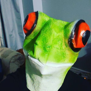 Deluxe Latex Realistic Animal Reptiles Lizard Chameleon Mask | Etsy