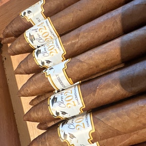 Custom Cigar Wrappers Personalized Cigar Bands Photo or Logo Cigar ...