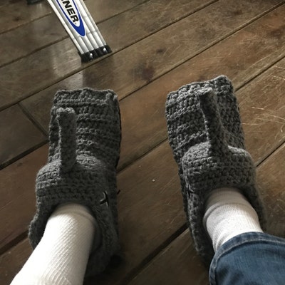 Crochet Tank Slippers Tank Slippers Boyfriend Gifts Panzer Hausschuhe ...