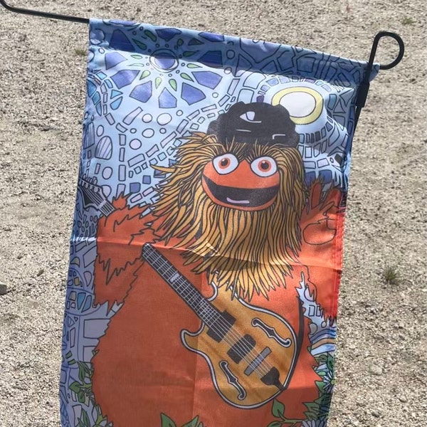 Gritty Ornament 3D Felt, Handmade - Etsy