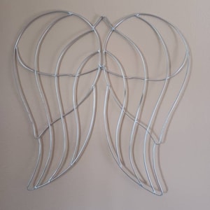 Angel Wings Wire Wreath Form - Etsy