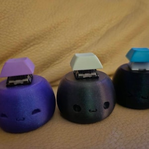 Mechanical Switch Clicky Fidget 105 Colors, TH 1 Key Keychain, Keyboard ...