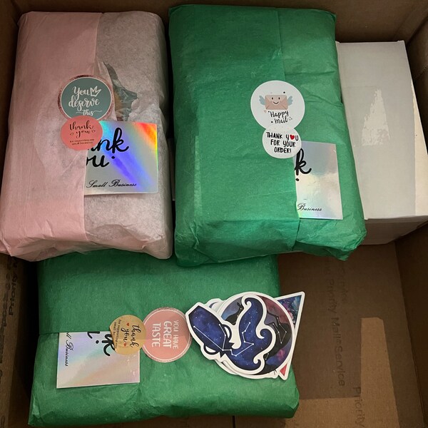 Guides of the Hidden Realms Oracle by Collette Baron-reid. This is a ...