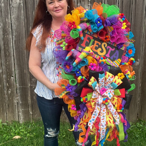 Fiesta Paper Flower Crowns, San Antonio 2022 Fiesta Paper Flower Crowns ...