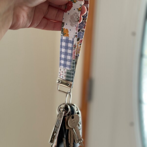 Patchwork Keychain Wristlet - Etsy