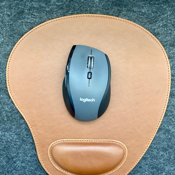 Leather Oval Mouse Pad With Wrist Rest, Personalized, Hand Crafted ...