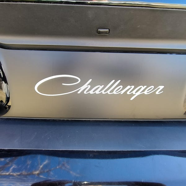 Dodge Challenger Taillight Divider Decal - Blank / Debadged + SRT Logo ...