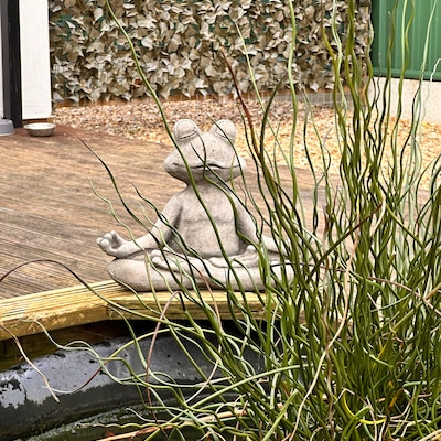 Pair of Stone Gnome Statues Outdoor Dwarf Sprite Decoration Garden ...