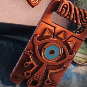 The Legend of Zelda Sheikah Slate Keychain - Etsy