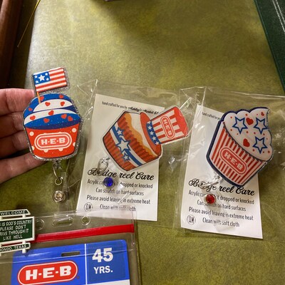 Eye With Eye Drops Badge Reel Eye Dr Badge Reel Ophthalmology ...