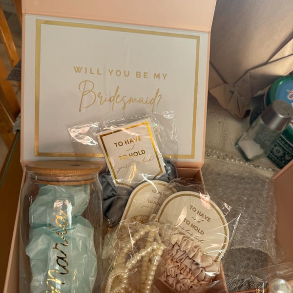 Personalized Bridesmaid Proposal Box: Hair Accessories Gift Set - Etsy