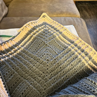 Nova Hooded Triangle Shawl Crochet Pattern, PDF Crochet Winter Hooded ...