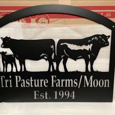 Metal FARM SIGN , Cows and Bull Personalized Family Name Metal Sign ...
