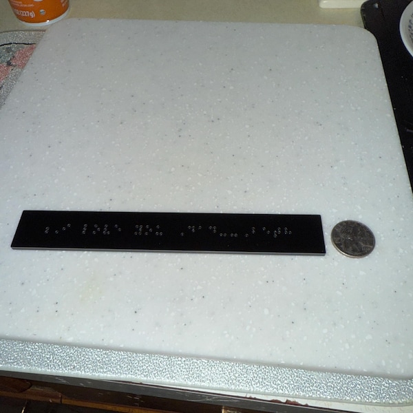 Checkout Sign With Arrow. Arrow Signs. Directional Checkout Sign ...