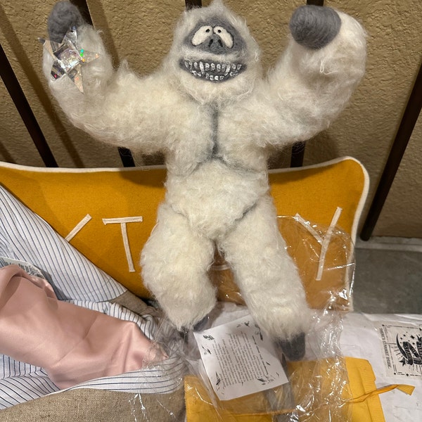 Abominable Snowman Christmas Tree Topper Personalized Yeti Custom Yeti ...