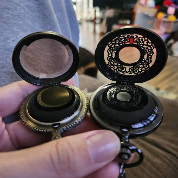 Foresight Scrying Mirror. Acrylic Face. Pocket Black Scrying Mirror ...