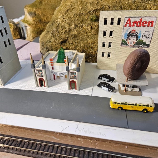 N-scale - Small Town Movie Cinema Theater Kit 1:160 Scale - Etsy
